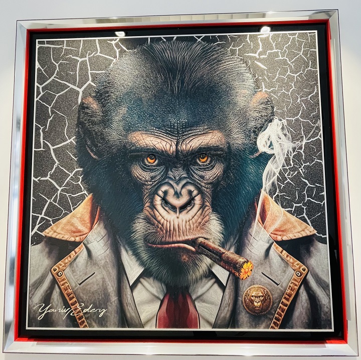 STRASS'ART GALLERY by Yaniv Edery